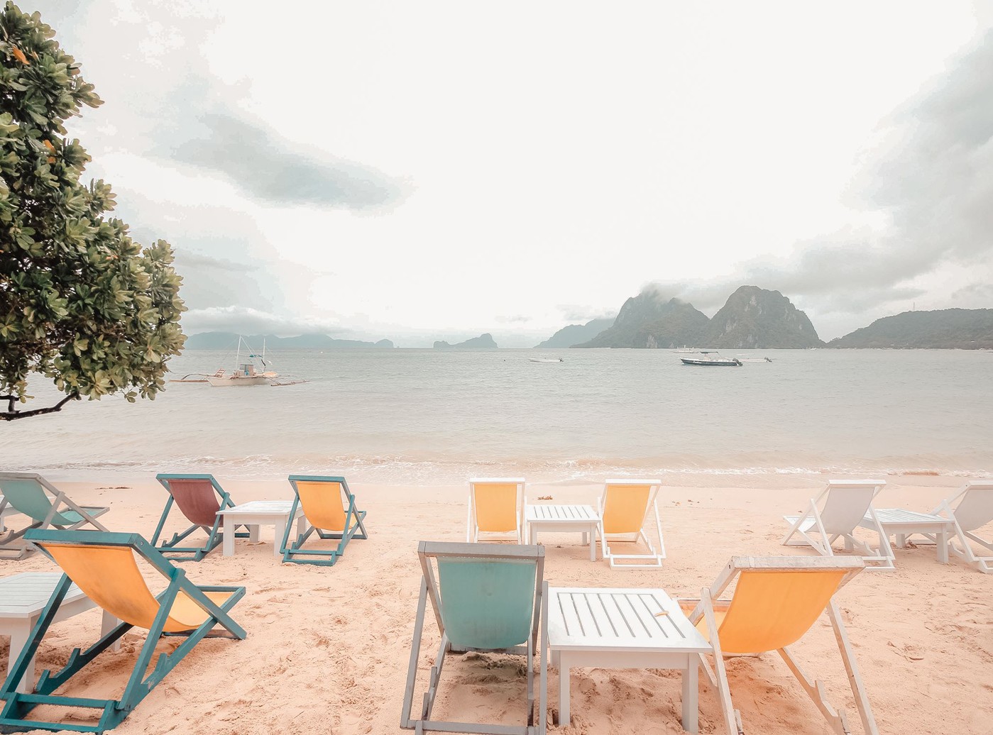 Palawans Beach Bars - Palawan Perfection